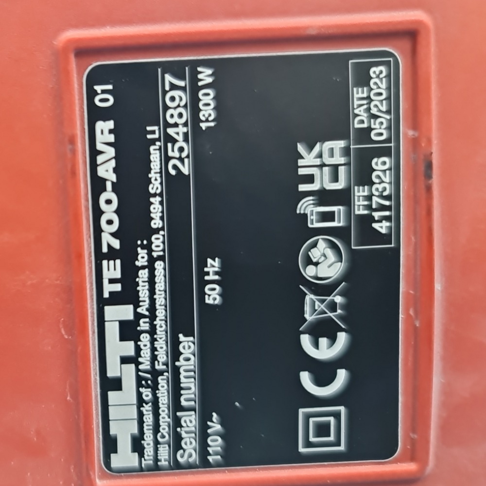 Pre-owned Hilti TE 700-AVR SDS MAX Demolition Hammer Breaker - Own4Less